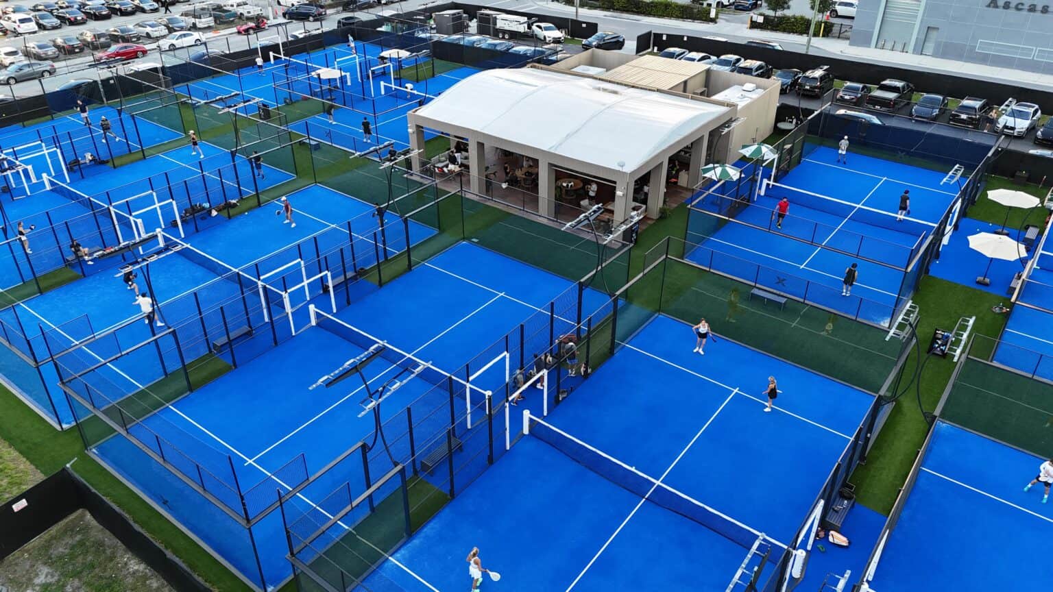 JUNIOR ELITE PADEL PROGRAM PRESENTED BY PADEL X